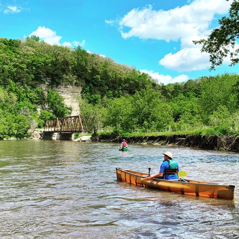Upper Iowa River canoeing adventure in the Driftless Region
